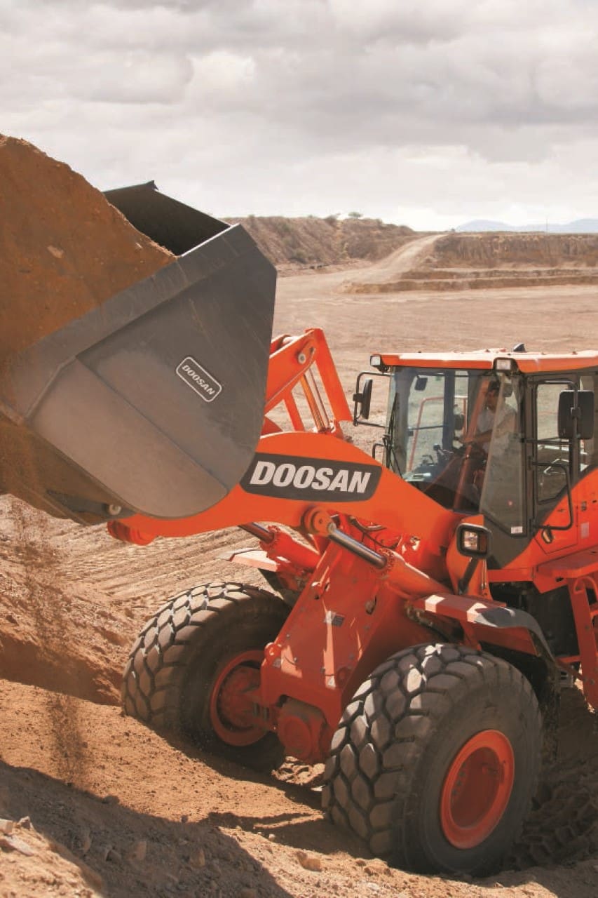 Doosan DL550-5 Wheel Loader – Custom Truck One Source