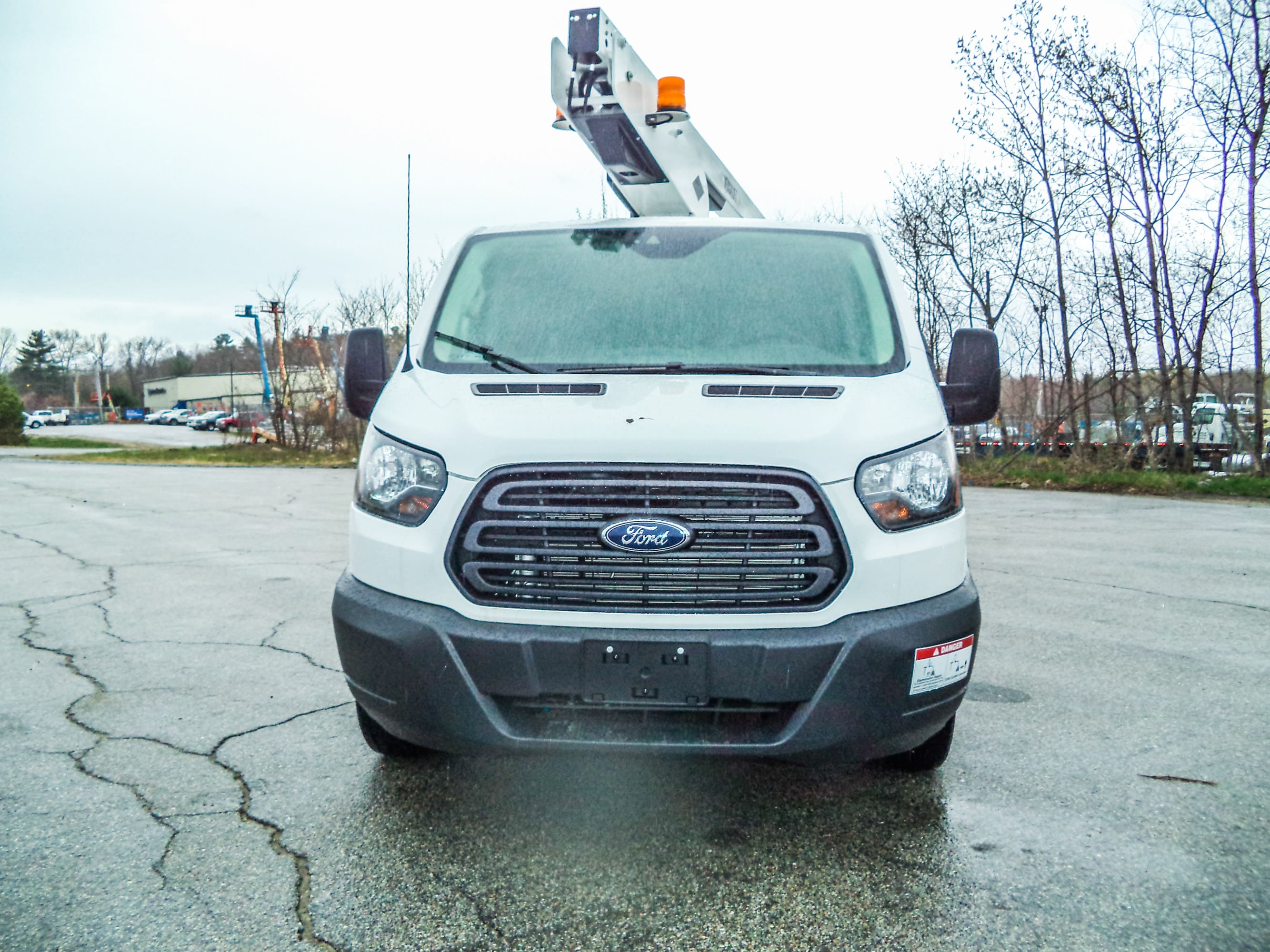 Versalift VanTel-29-NE Bucket Truck Van Van – Custom Truck One Source