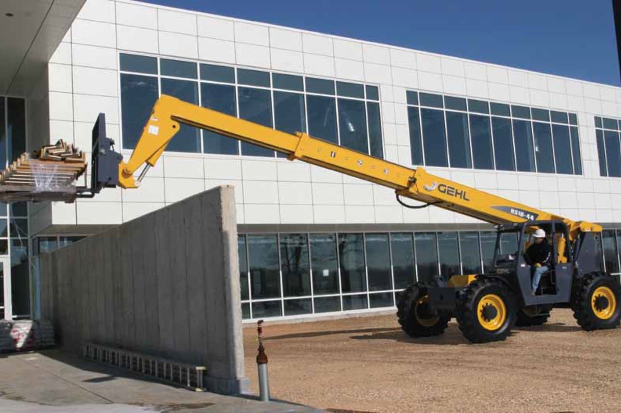 Gehl RS12-42 Telehandler – Custom Truck One Source