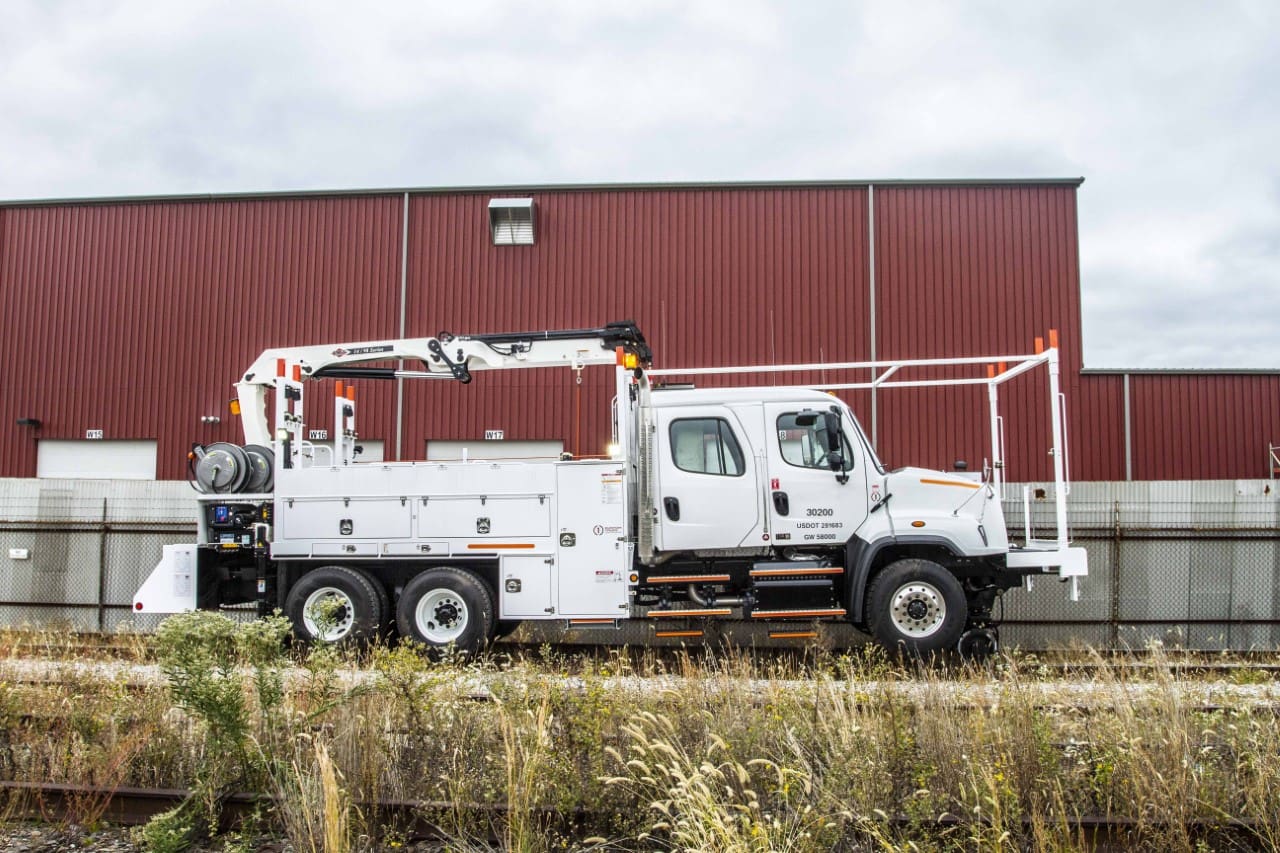 Hi-Rail Section Trucks - Spec 609 – Custom Truck One Source
