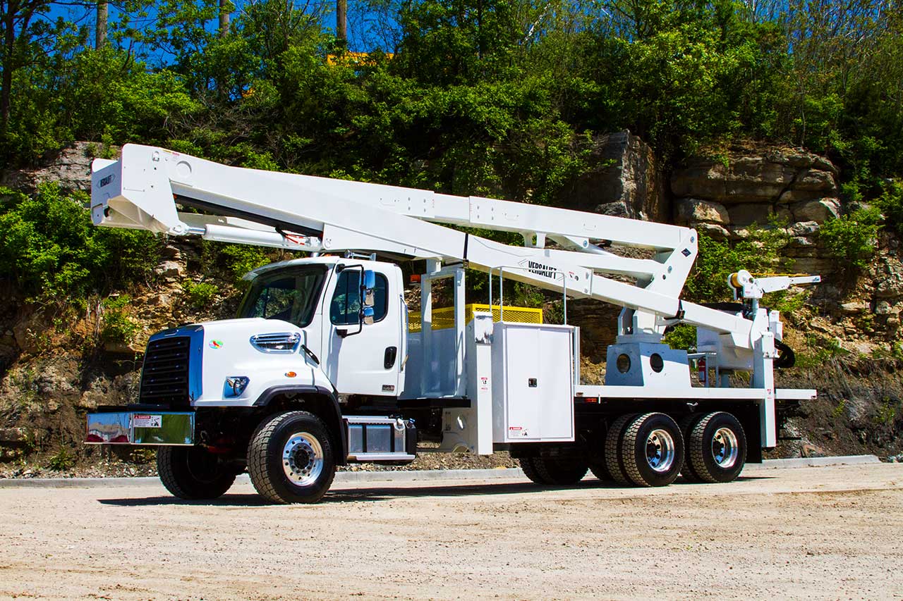 Versalift VST-9000-I Bucket Truck – Custom Truck One Source