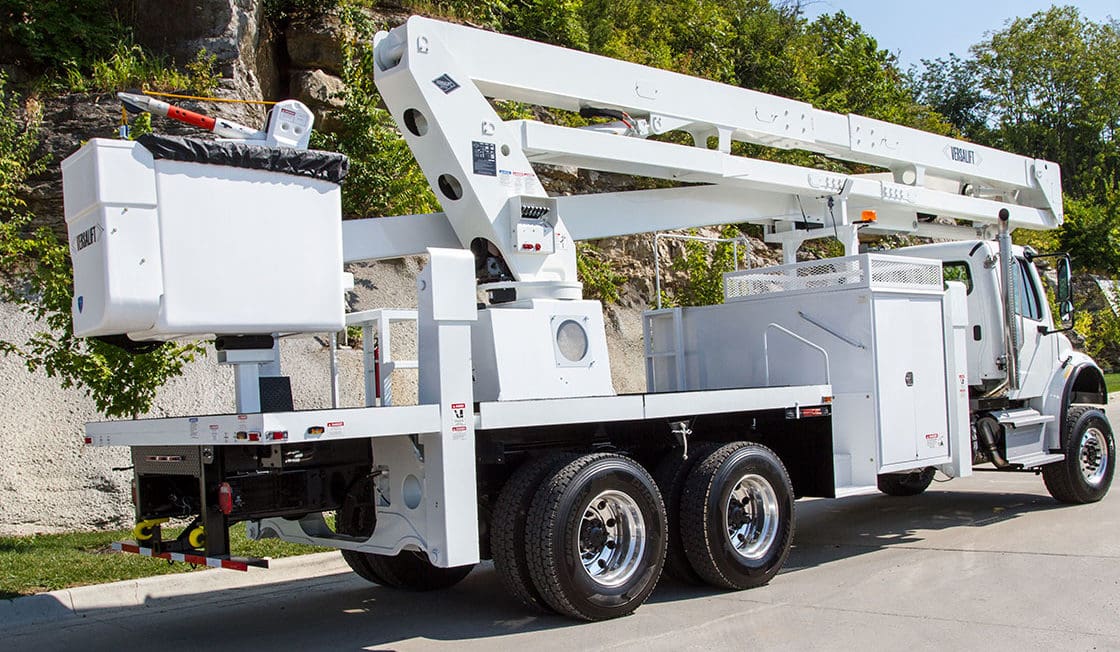 Versalift VST-9500-MHI Bucket Truck – Custom Truck One Source
