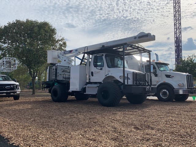 Terex XT Pro 70 Rear Mount Bucket Truck with Flotation Tires with ...
