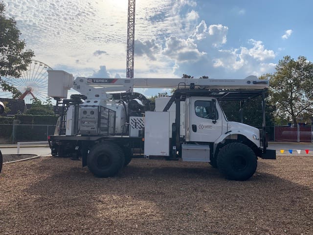 Terex XT Pro 70 Rear Mount Bucket Truck with Flotation Tires with ...