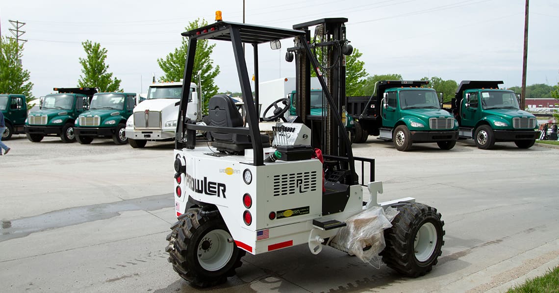 Prowler P55R Forklift – Custom Truck One Source
