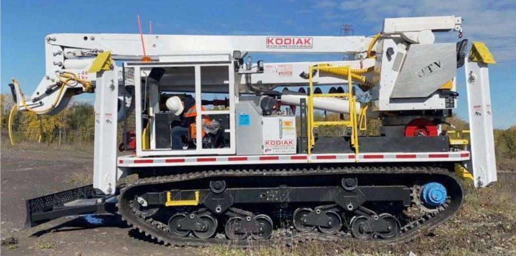 UTV Kodiak K-10 Tracked Digger Derrick – Custom Truck One Source