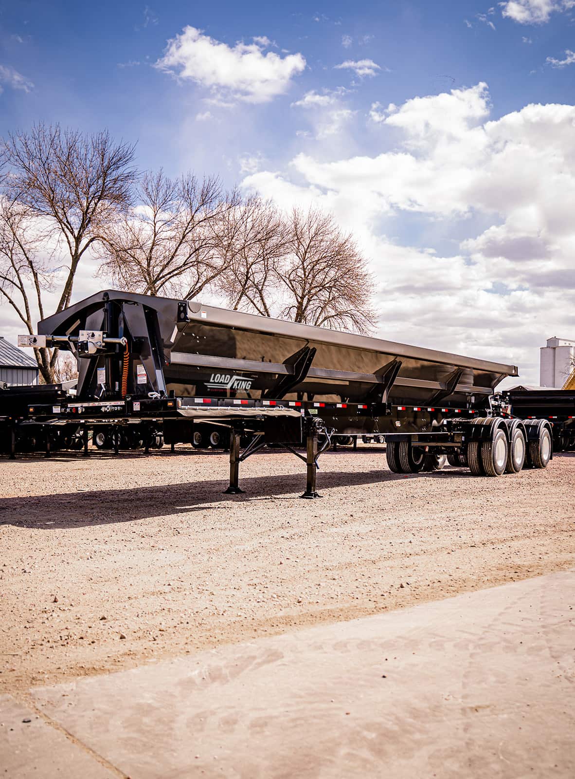 Load King Side Dump – Custom Truck One Source