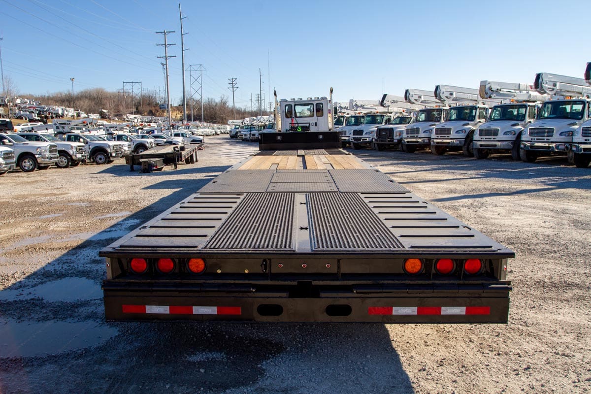 Hydraulic Folding Tail Trailer – Custom Truck One Source