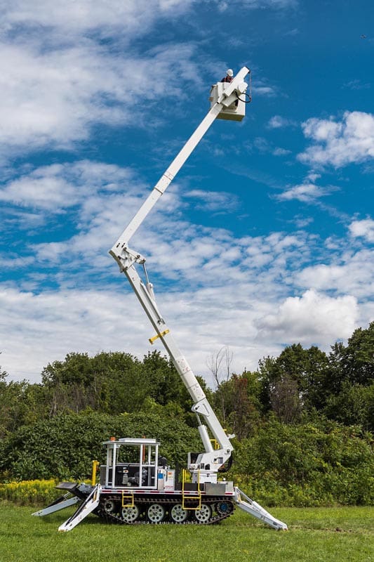 UTV Achiever TC55 Tracked Aerial Device – Custom Truck One Source