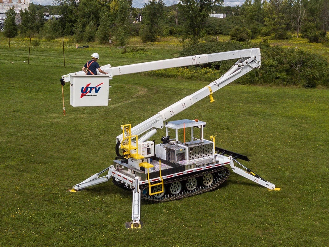 UTV Achiever TC55 Tracked Aerial Device – Custom Truck One Source