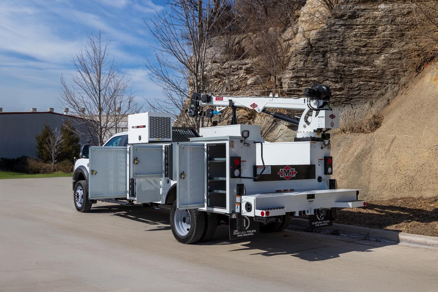 IMT Dominator I Crane Service Truck – Custom Truck One Source