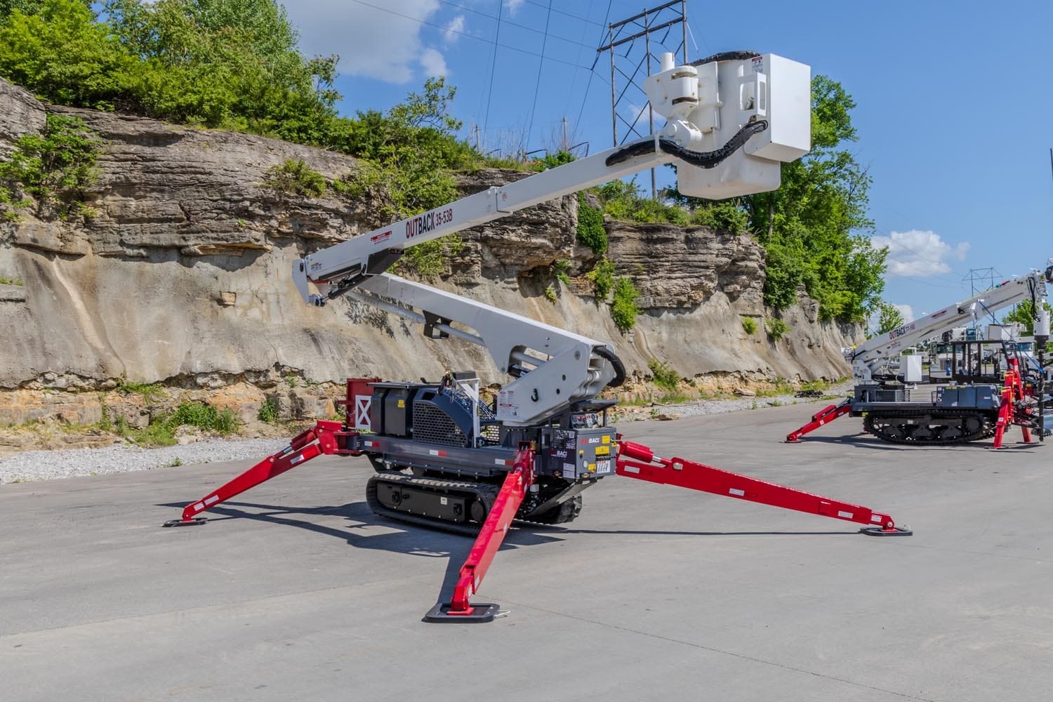 Load King Outback 35-53B – Custom Truck One Source