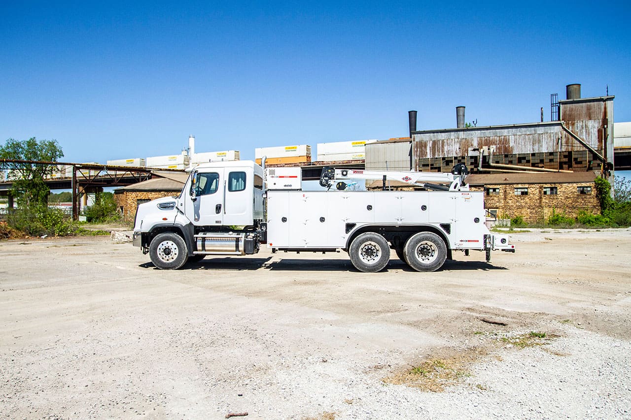 IMT Dominator IV Crane Service Truck – Custom Truck One Source