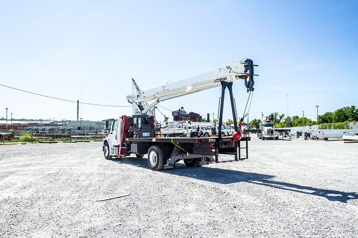 Load King Stinger 19-70 Boom Truck – Custom Truck One Source